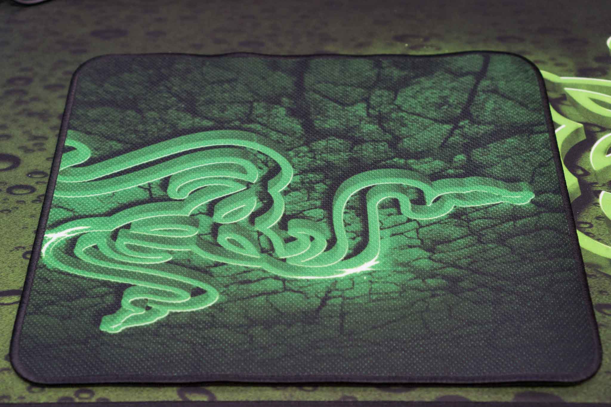 Sneak Peek At Razer X Lazada Surprise Box – Zit Seng's Blog