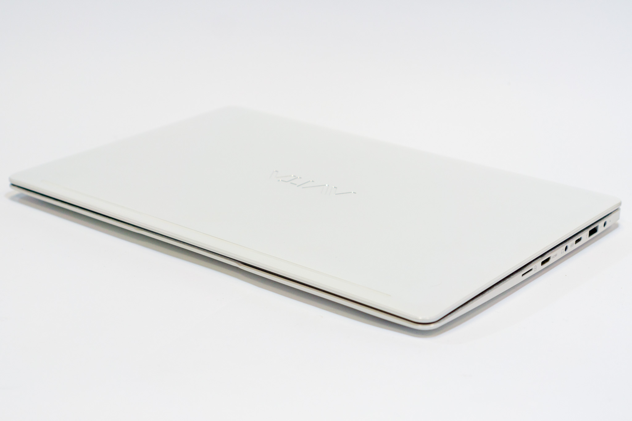 AVITA LIBER Notebook Review – Zit Seng's Blog