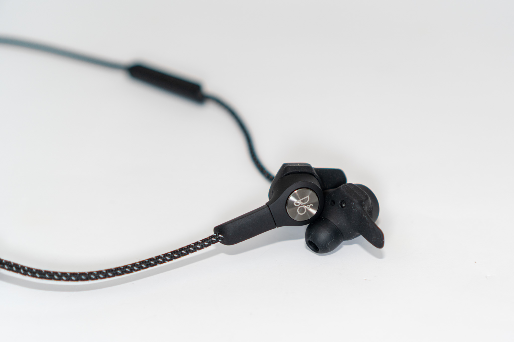 B&O Beoplay E6 Review – Zit Seng's Blog