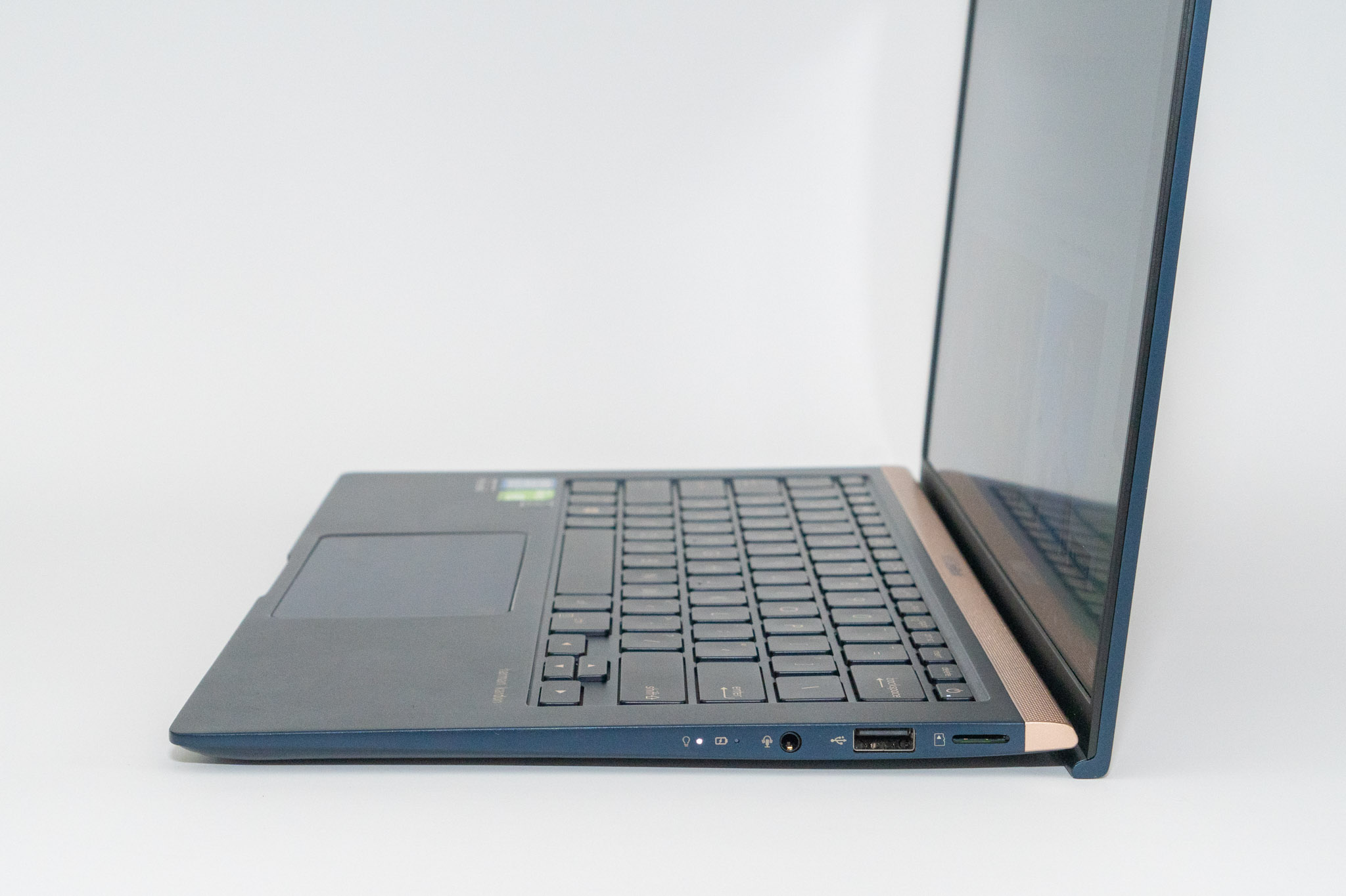 ASUS ZenBook 14 UX433F Review – Zit Seng's Blog