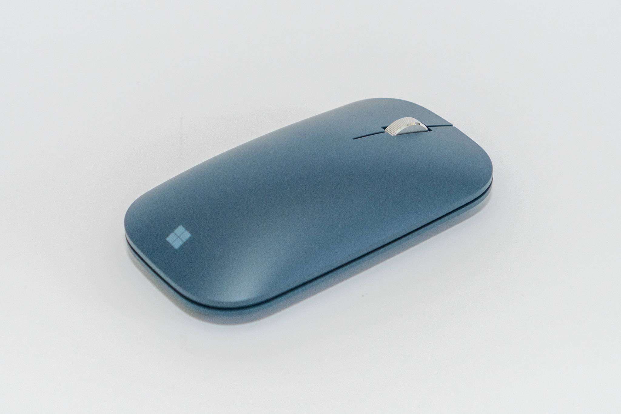 Microsoft Surface Mobile Mouse – Zit Seng's Blog