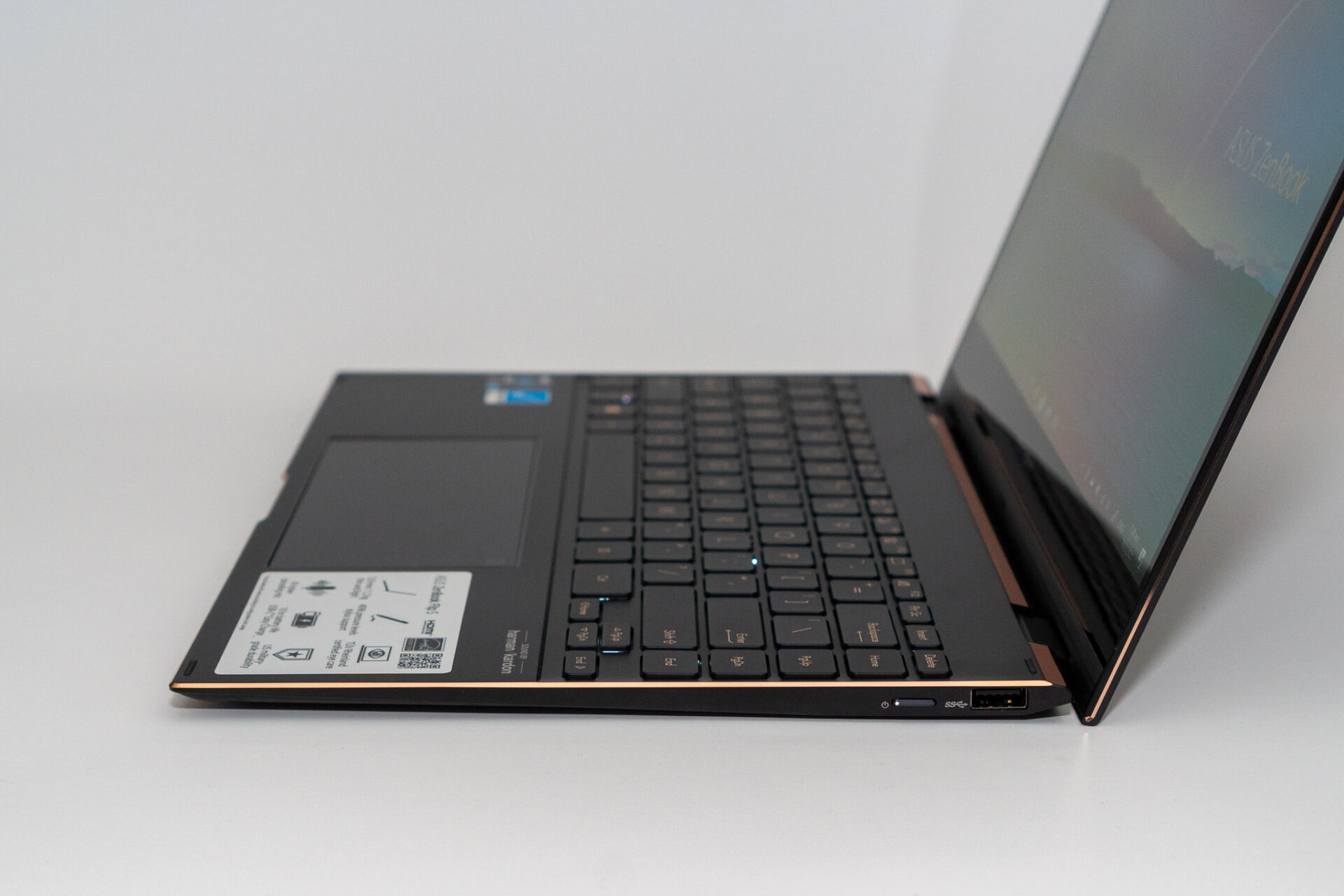 ASUS ZenBook Flip S UX371 – Zit Seng's Blog