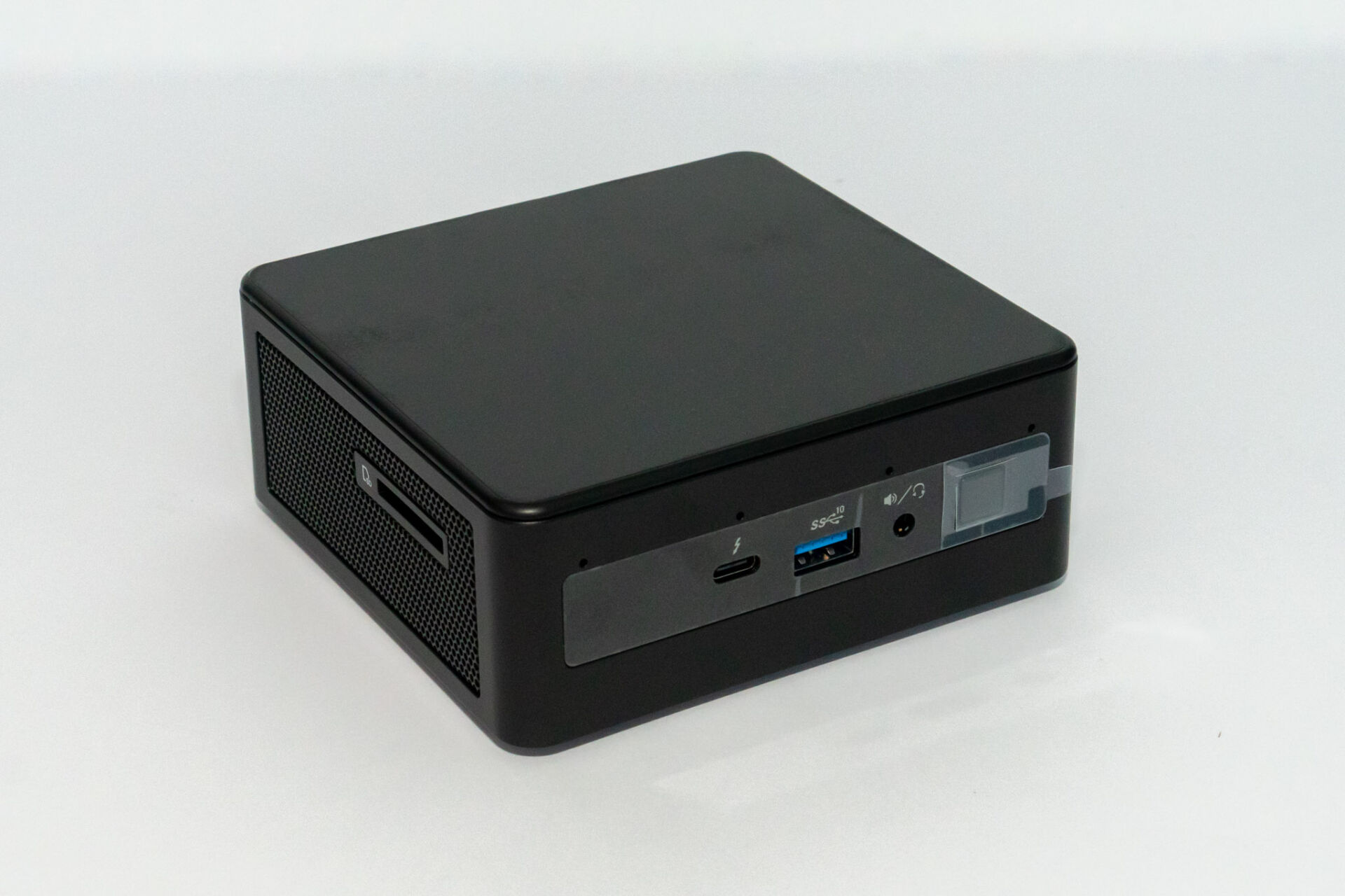 Intel NUC 11 Performance Kit PC – Zit Seng's Blog