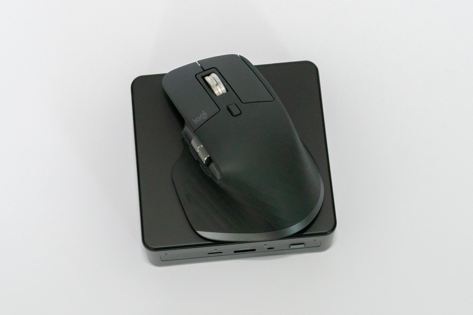 Intel NUC 11 Performance Kit PC – Zit Seng's Blog